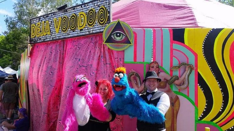 Children's Entertainers Fetes and Festivals | Larrikin Puppets
