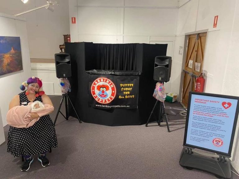 Australian Touring - Larrikin Puppets | Puppet Shows | Children's Music