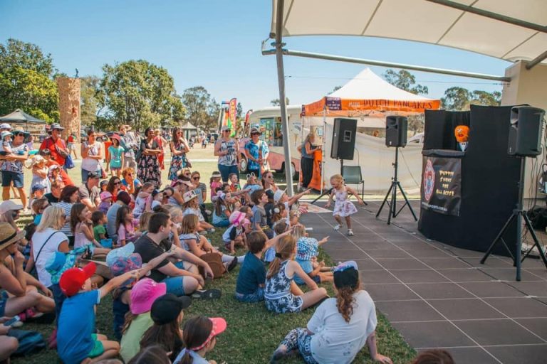 Puppet Photos | Larrikin Puppets