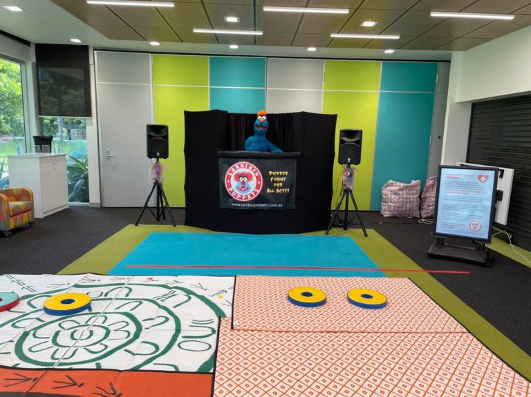 Puppet Photos | Larrikin Puppets