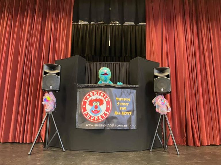 Puppet Photos | Larrikin Puppets